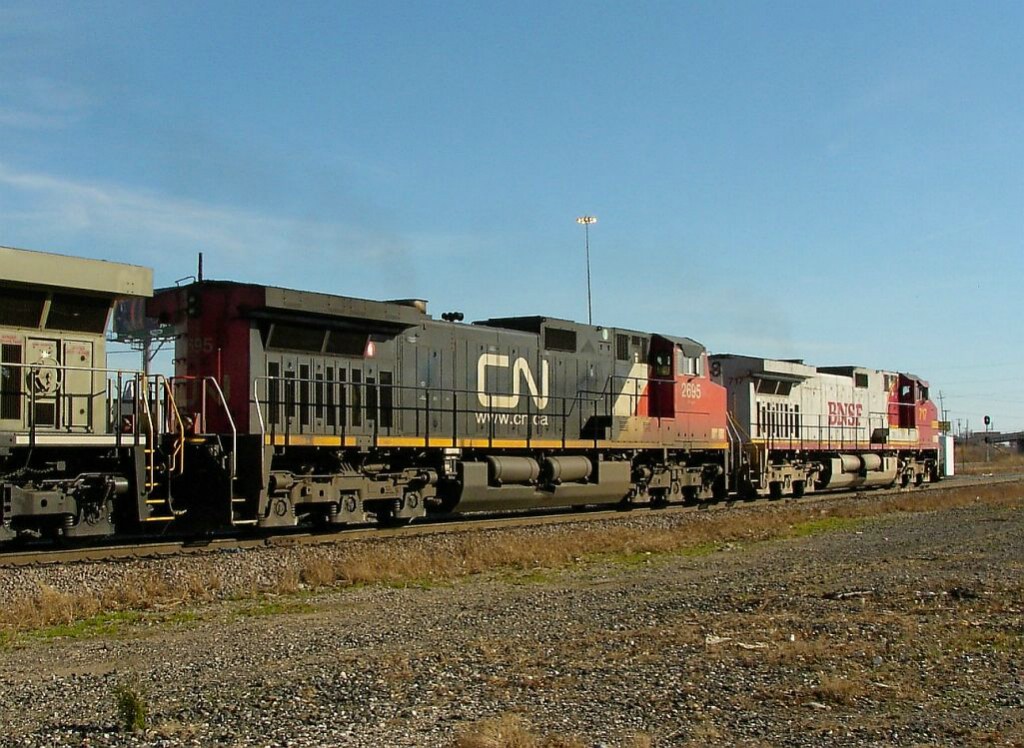 CN 2695